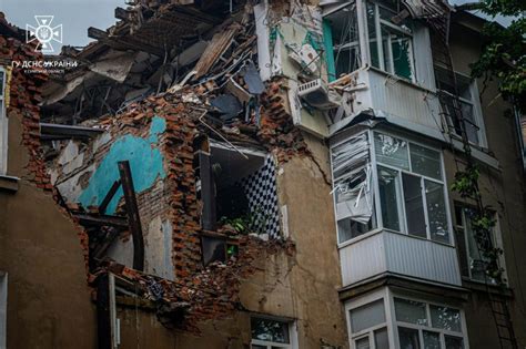 Кількість загиблих від російської атаки БпЛА по Сумах зросла до трьох людей Читайте на Ukr Net