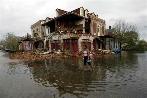 Hurricane Katrina Aug 29 2005 In Photos