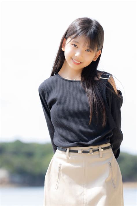 【画像】なんj深夜のロリコン品評会！！！