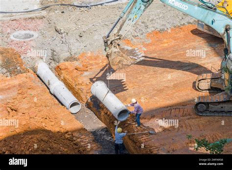 Loading And Unloading Pipeline Stock Photo Alamy