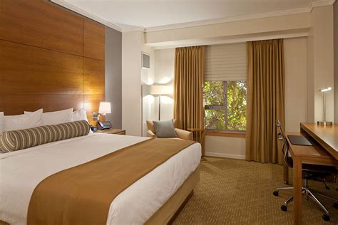 Guest Room Gallery Ucla Luskin Conference Center
