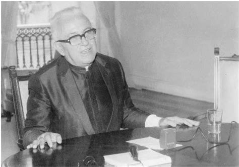 Monsenhor Walfredo Gurgel Uma História De Vida Silveira Dias