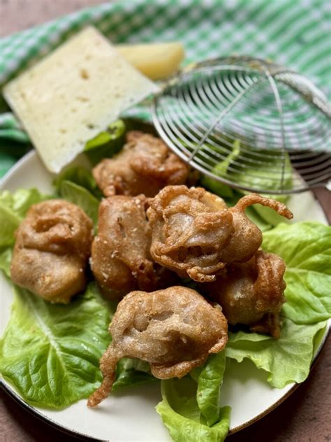 Sciatt Della Valtellina Sono Delle Frittelline Ripiene Di Formaggio