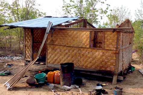 မိုးရွာသွန်း၍ လေပြင်းတိုက်ခတ်မှုကြောင့် သာစည်မြို့နယ် ကျေးရွာများ၌ ဘုန်းတော်ကြီးကျောင