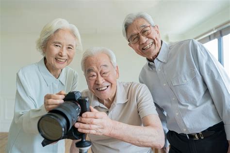 ‘초고령사회 韓 현 65세 노인 기준 상향 두고 왈가왈부