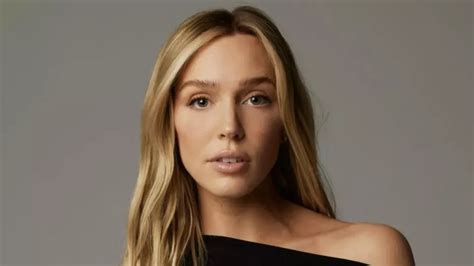 Peacock Taps Alex Cooper The Worlds 1 Female Podcaster To Host Live