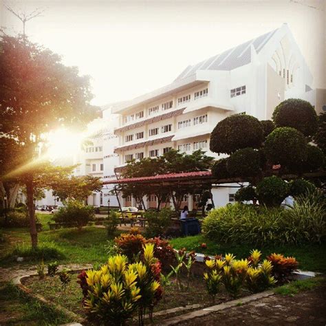 คณะเทคโนโลยีอุตสาหกรรม มหาวิทยาลัยนครพนม