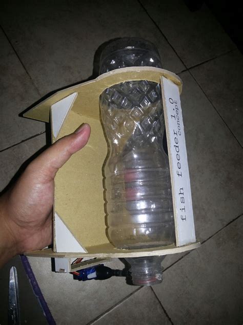 Pemberi Makan Ikan Otomatis Berbasiskan Arduino Arduino Fish Feeder V LOADEH