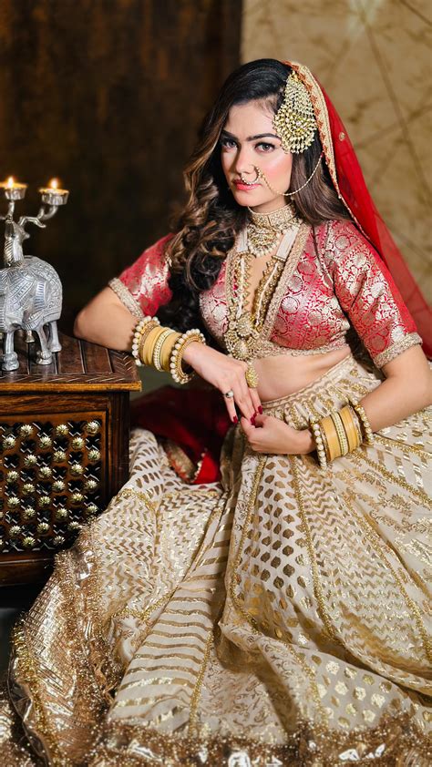 Ayushi Rajput| Lifestyle Creator (@ayushi11110) • Instagram photos and videos