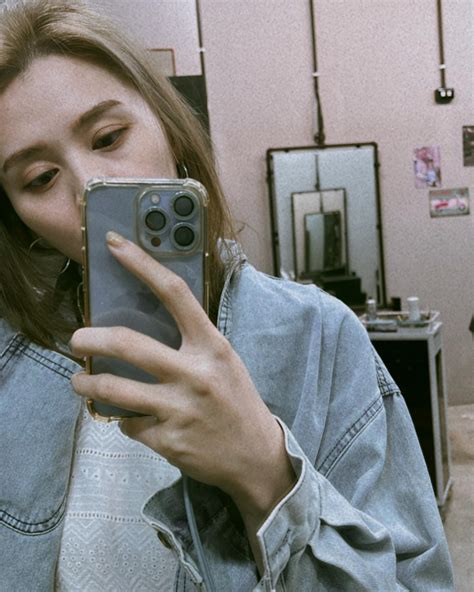 蔡孟珊 蔡孟珊 Added A New Photo 蔡孟珊 蔡孟珊 Added A New Photo