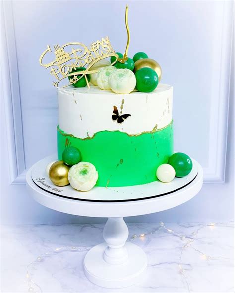 Торт на день рождение