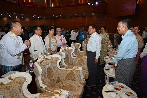 နိုင်ငံတော်စီမံအုပ်ချုပ်ရေးကောင်စီ ဥက္ကဋ္ဌ နိုင်ငံတော်ဝန်ကြီးချုပ်ဗိုလ်ချုပ်မှူးကြီး မင်းအောင်လ