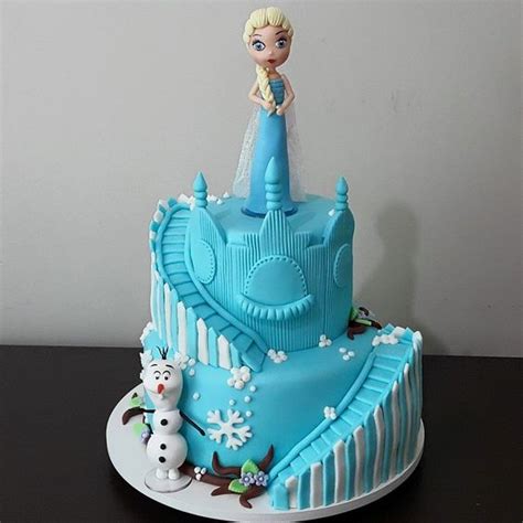 مدل کیک تولد دخترانه السا و آنا جدید و خاص مینویسم