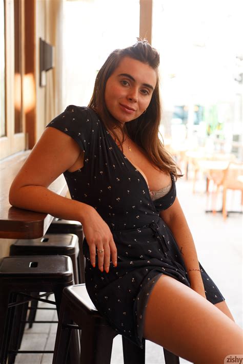 Tyla Jessop Videos Watch Her Free Striptease Vids At FreeOnes