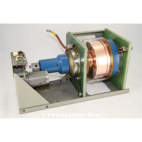 Variable Vacuum Capacitor