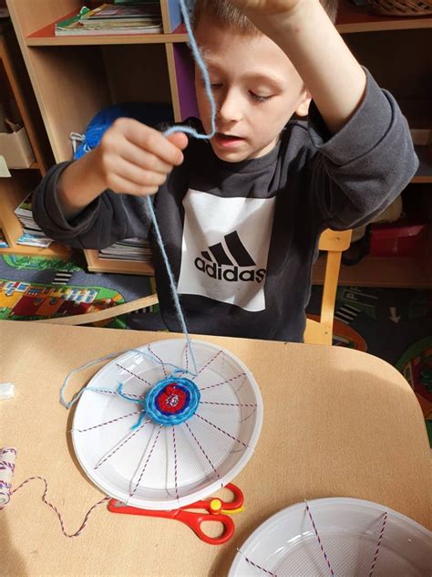 Дан српског јединства слободе и националне заставе Ju Osnovna škola Desanka Maksimović