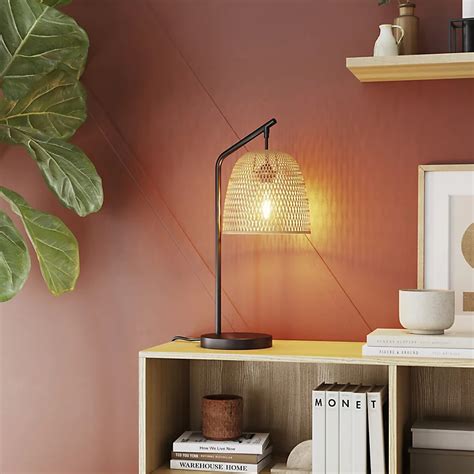 Goodhome Calume Modern Natural Eco Halogen Table Lamp Diy At Bandq