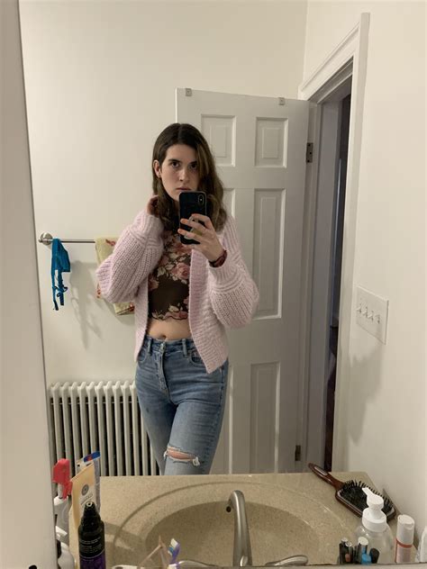 Trying To Master The Mirror Selfie 💀 R Trans
