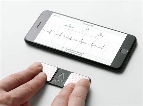 Kardiamobile Ekg Monitor Instant Ekg On Your Phone Alivecor