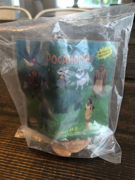 Vintage 1995 Disneys Pocahontas Burger King Toy Chief Powhatan New