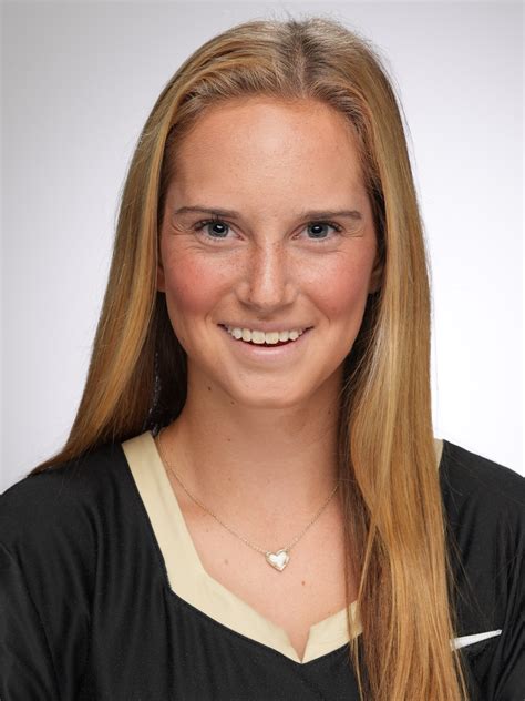 Haley Gochnauer Attacker Vanderbilt Commodores Nil Profile Opendorse