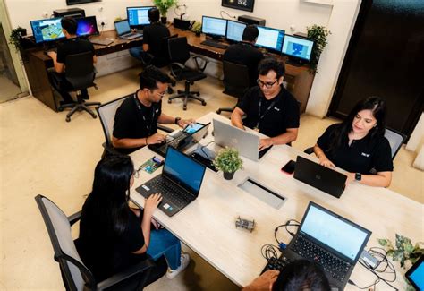 Innovationculture Engineeringexcellence Techworkplace Embeddedsystems Circuitdesign