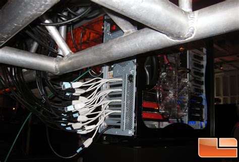 Amd Shows Off 24 Panel Eyefinity On Directx 11 Graphics Cards Legit