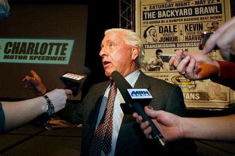 Wwe News Ric Flair Refuses To Comment When Asked About Halle Berry Sex