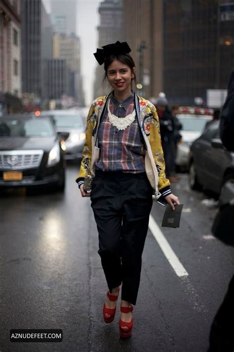 Natasha Goldenberg Feet Aznudefeet