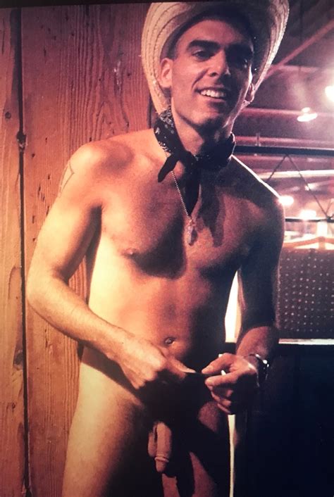 MODEL OF THE DAY YEAR OLD SF NAKED BOB Daily Squirt