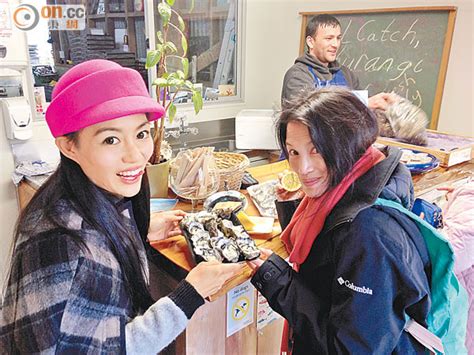 Juju被冒認網上亂徵友 東方日報