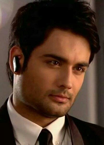 Pin av Guljan på Знаменитости