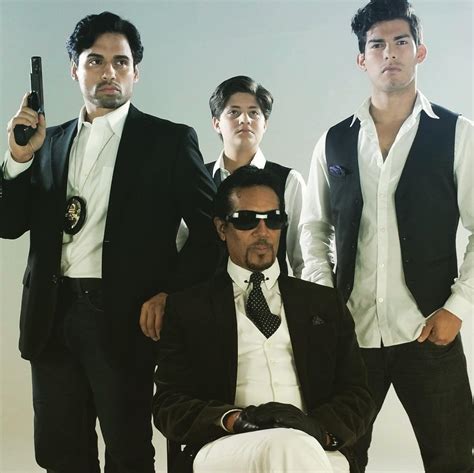 Sangrenegratheseries Sangrenegratvseries Elreynetwork Comingsoon Latin Multiethnic Crime