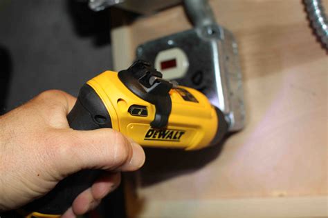 DEWALT DCF680 Gyroscopic Screwdriver - A Concord Carpenter