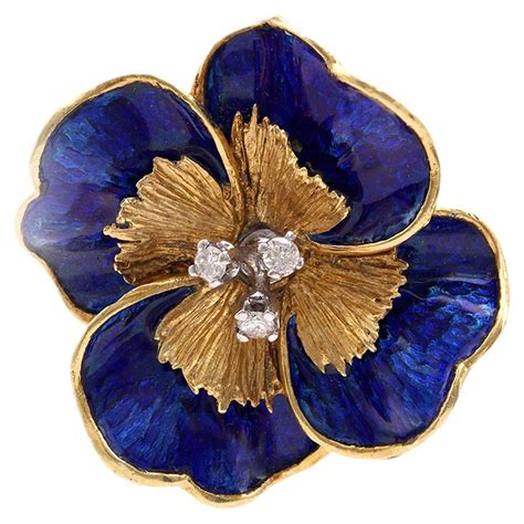 Tiffany And Co Vintage Pearl Diamond 18k Yellow Gold Brooch At 1stdibs