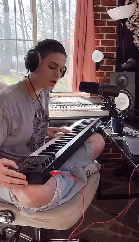 Dying Moms Final Song To Her Son Climbs Billboard Charts Bored Panda