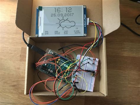 an arduino weather station with an e ink display arduino arduino