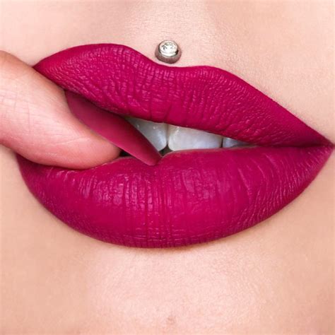 Beauty Tips On How To Apply Matte Lipstick