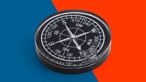 What Does A Magnetic Compass Do Online