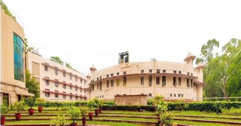 Upsc Recruitment 2023 यूपीएससी में बिना परीक्षा चाहिए नौकरी तो बिना देर किए करें आवेदन बस