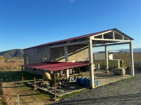 იყიდება იყიდება მცირე მეღვინეობა Small Winery For Sale