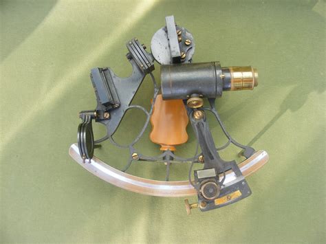 Heath Patent Bell Frame Vernier Sextant Fleaglass