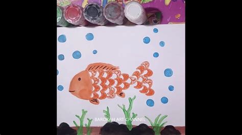 MEMBUAT STEMPEL DARI PELEPAH TULANG DAUN PISANG MOTIF IKAN KELAS