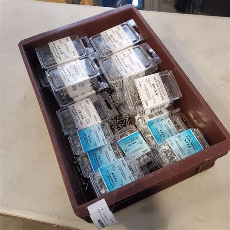 Assorted Pan Head Screws Some Stainless Steel Big Valley Auction