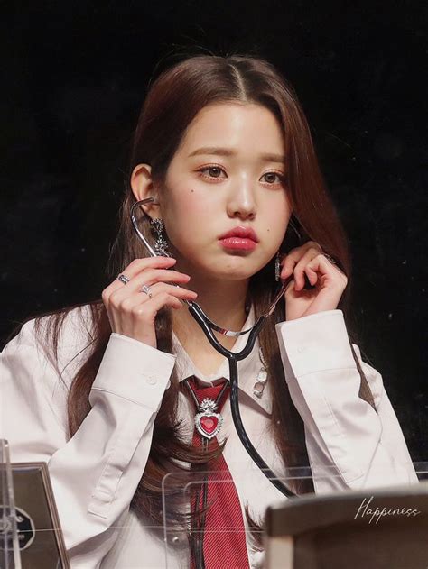 Wonyoung Pics On Twitter Reality Television Iz One Korean Idol