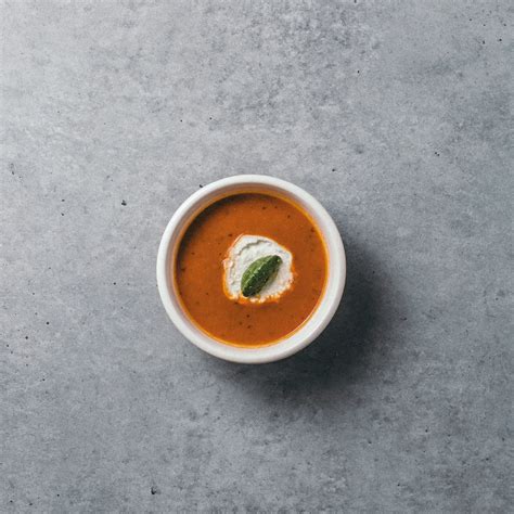 타르틴베이커리 ⠀ 타르틴 스타일의 쿠키로 달콤한 즐거움을 만나보세요 🍪 커피 한 잔과 함께 여유를 즐기기에도 소중한 사람에게 마음을 전하기에도 좋습니다 🧈 팔미에르