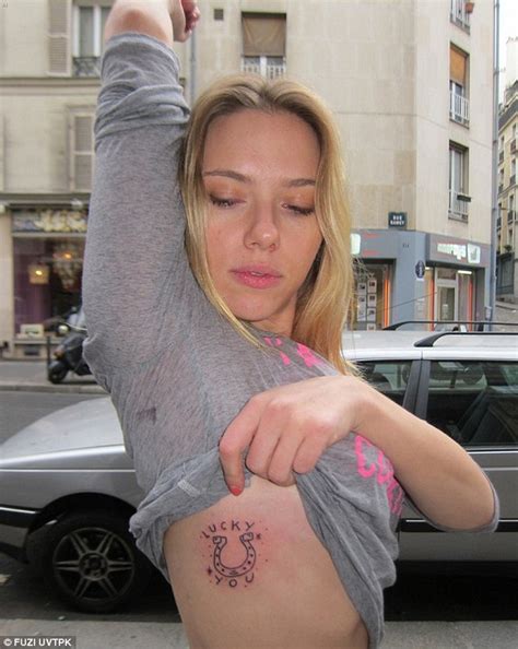Scarlett Johansson Adds To Her Tattoo Collection With A New Horseshoe