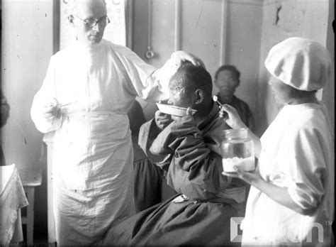 ТҮҮХЭН ЗУРАГ БНМАУ ын хүн эмнэлэг