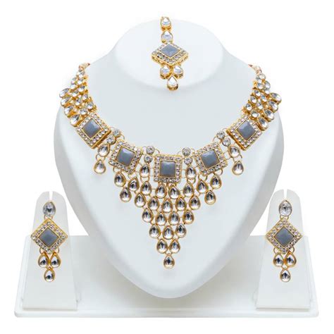 Multicolor Moti Chokar Set Alloy Necklaces Set Nafj 3658637