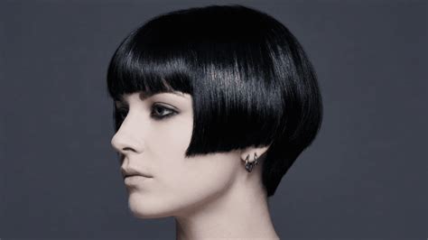 15 Goth Hairstyles For Every Hair Type Style Weekender